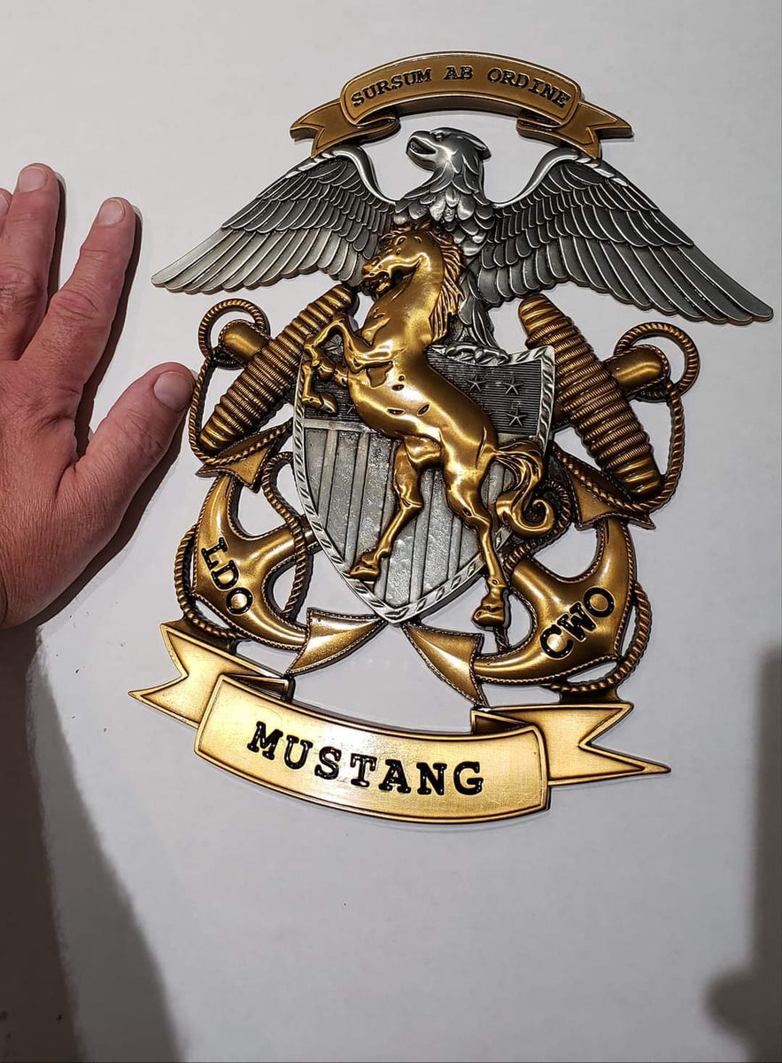 12 inch Must Crest – Mustang Loot
